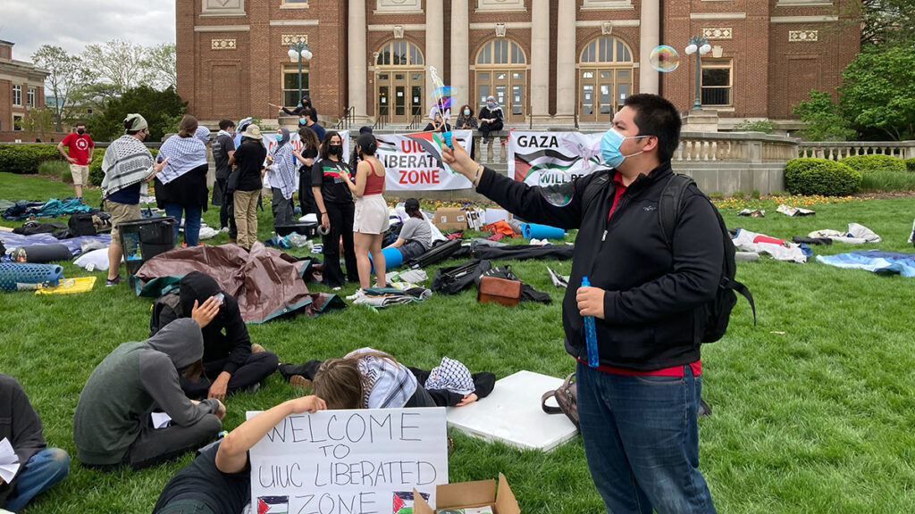 Pro-Palestine groups camp out overnight, dispute UIUC officials ...