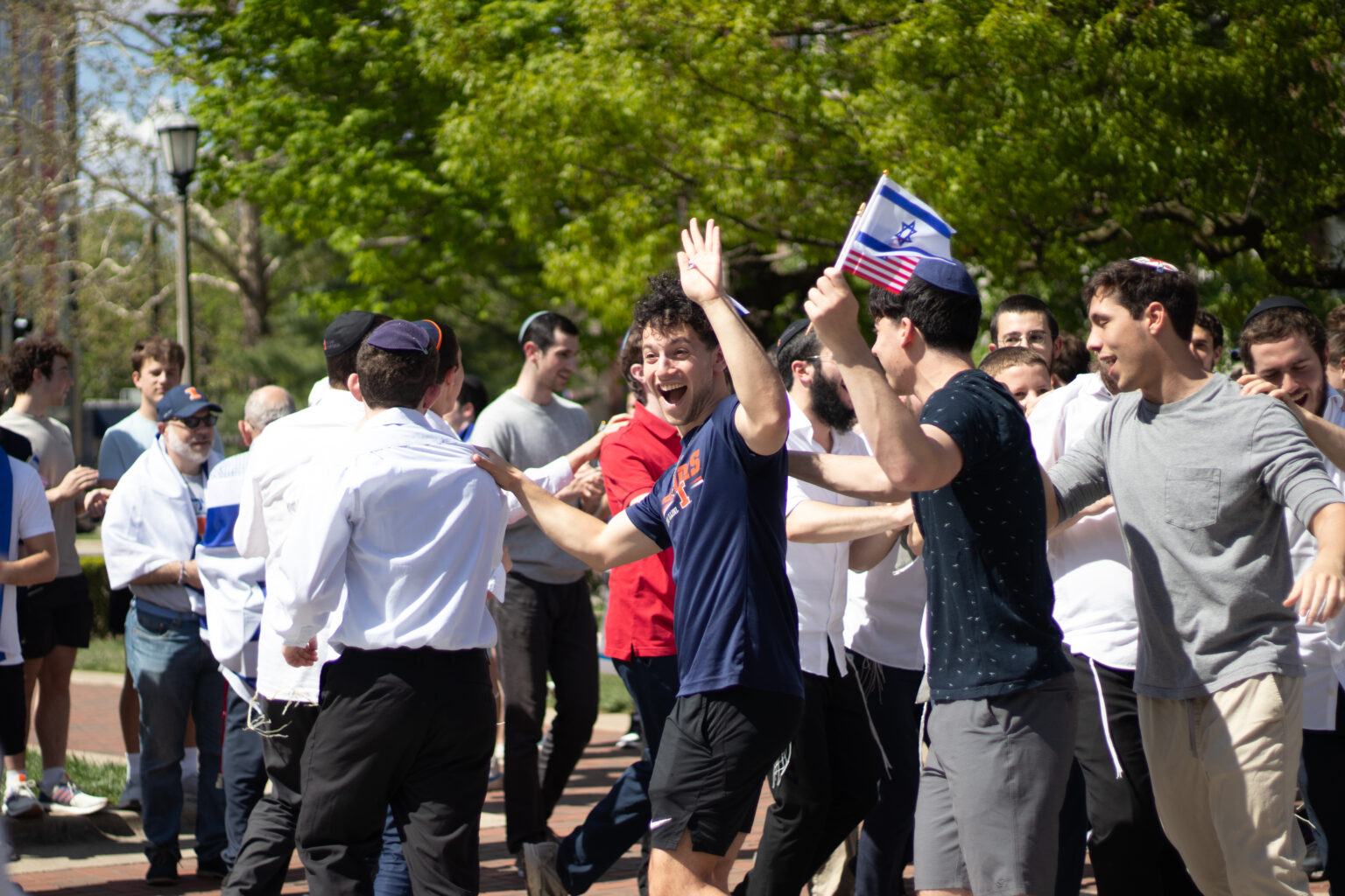 Amidst Palestinian demonstration at the University of Illinois, Jewish ...